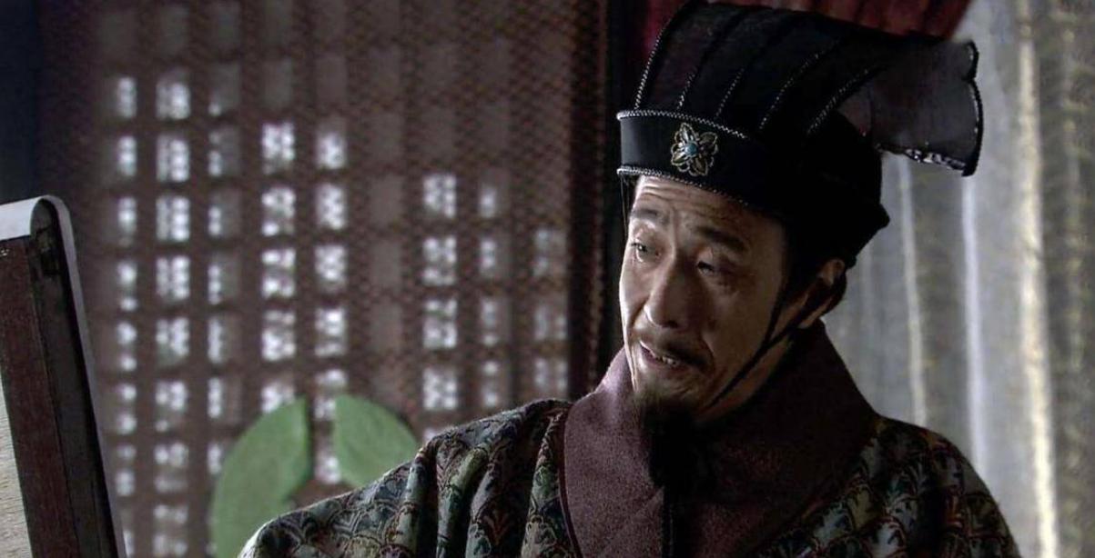 What were the specific responsibilities of officials in the Qin and Han ...