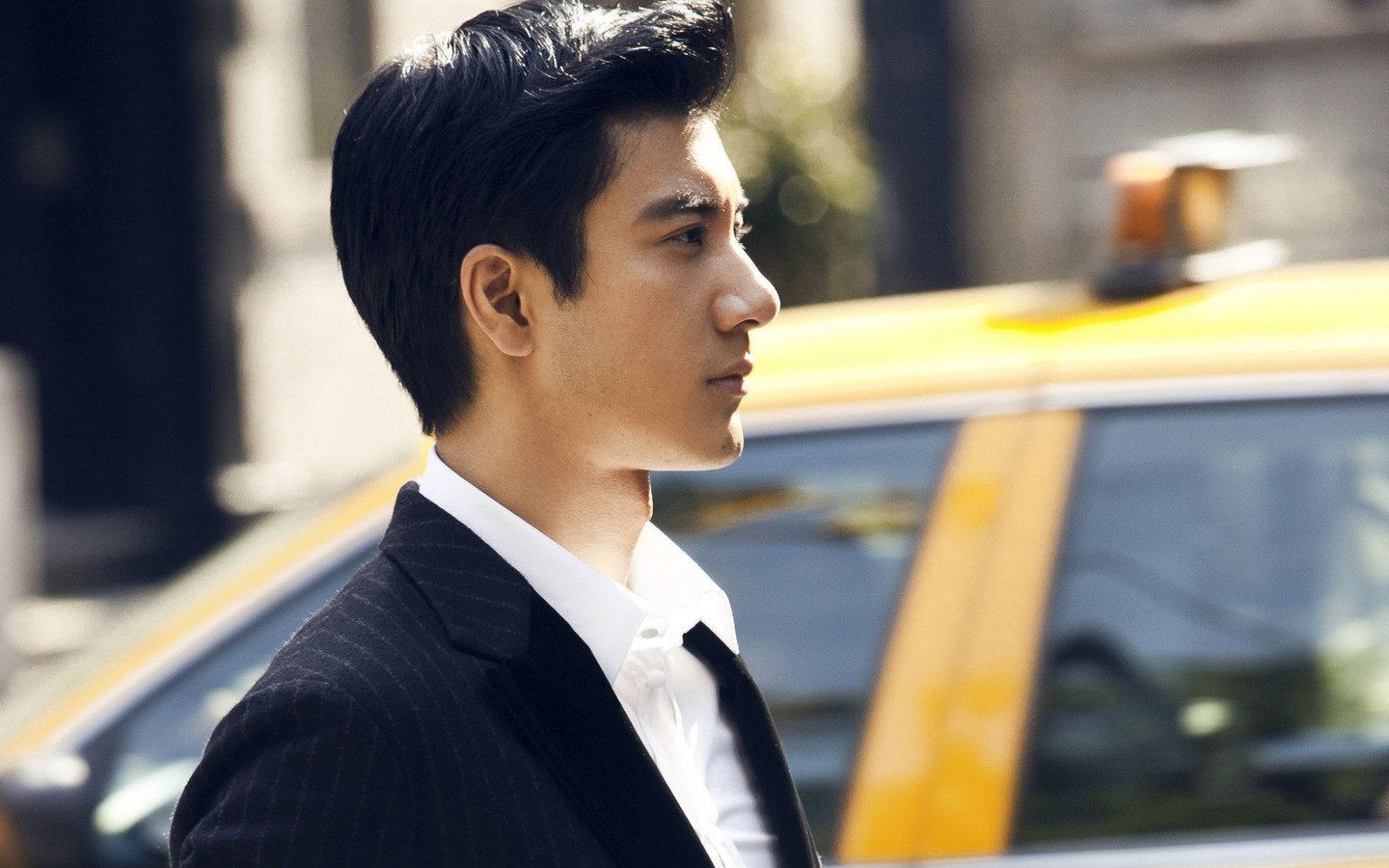 Entertainment Comments: Yang Yang, Wen Yongshan, Wang Junkai, Lai Guanlin, Wang Leehom, Deng ...