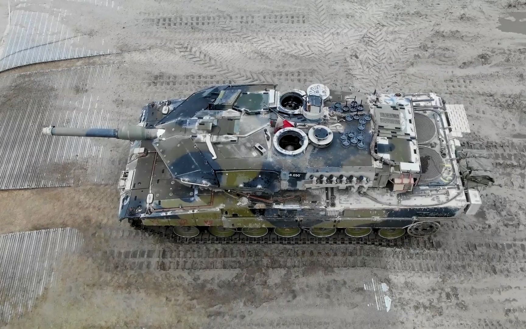 How strong is the German Leopard 2 main battle tank? A model among ...