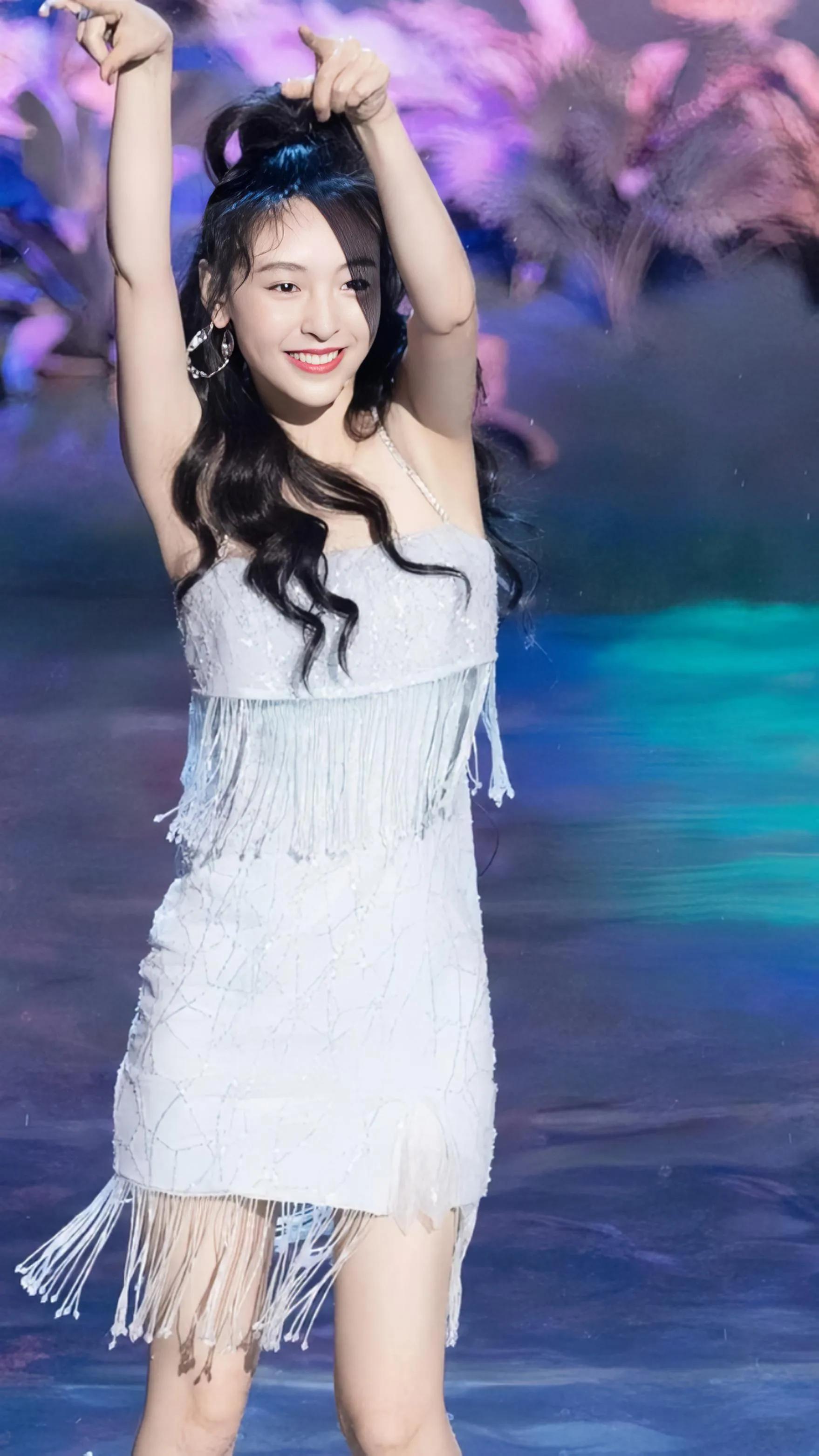 Wu Qian - iNEWS