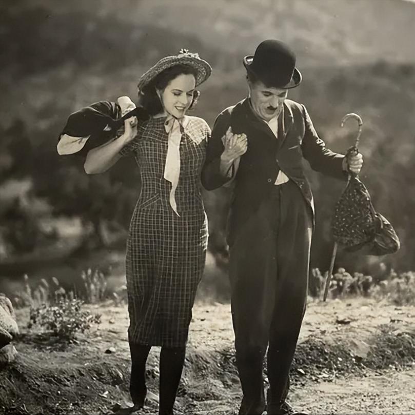 "Modern Times": the pinnacle of silent film history, the lives of ...