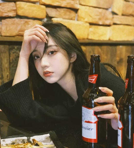 Wang Sicong's new girlfriend was exposed, and he bluntly said that he was greedy and wanted to ...