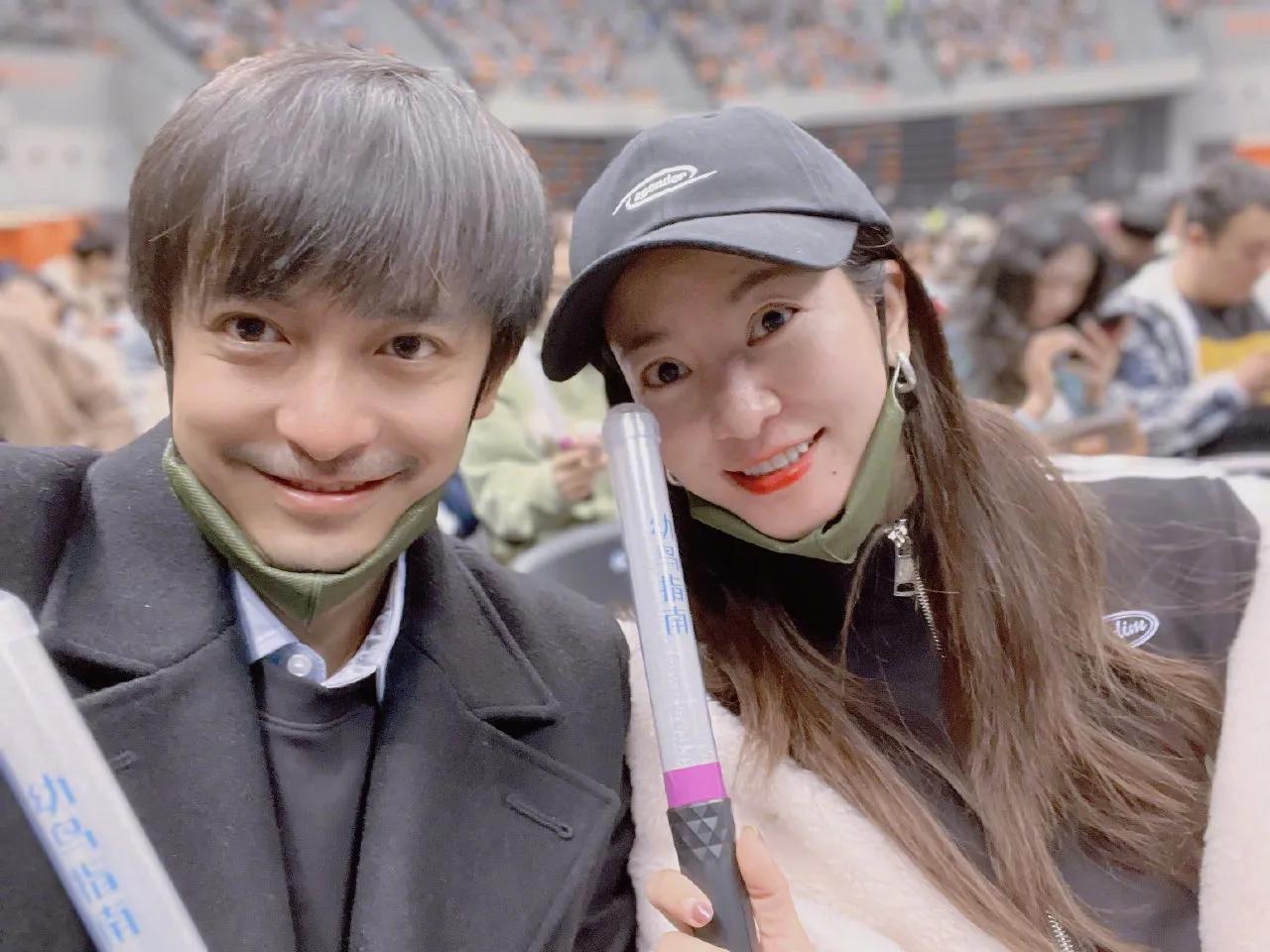 Li Sheng confesses to her husband Li Jiahang: Every pore exudes charm ...