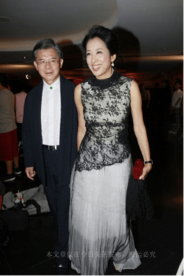 Courage is commendable: Zhu Lingling once again left the wealthy family ...