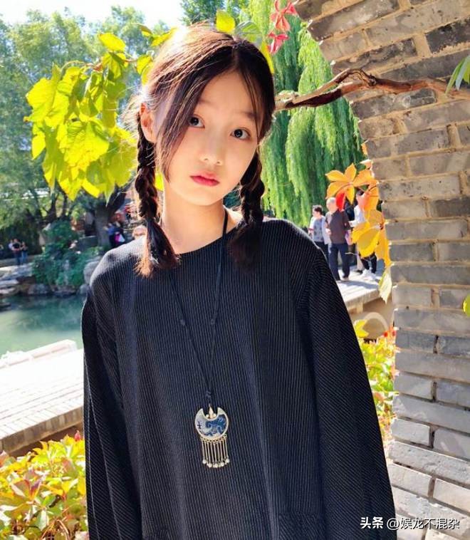 Zhao Wei's daughter's counterattack!12-year-old without makeup has ...