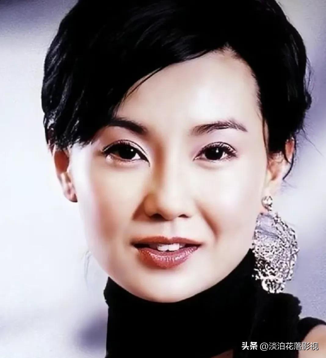 National First Class Actor Maggie Cheung Inews