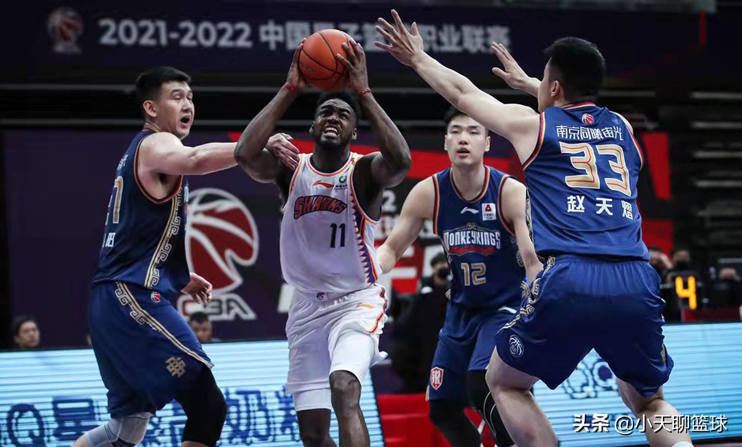 Seven players in double figures, Franklin 23+9, Shanghai beat Tongxi!Li ...