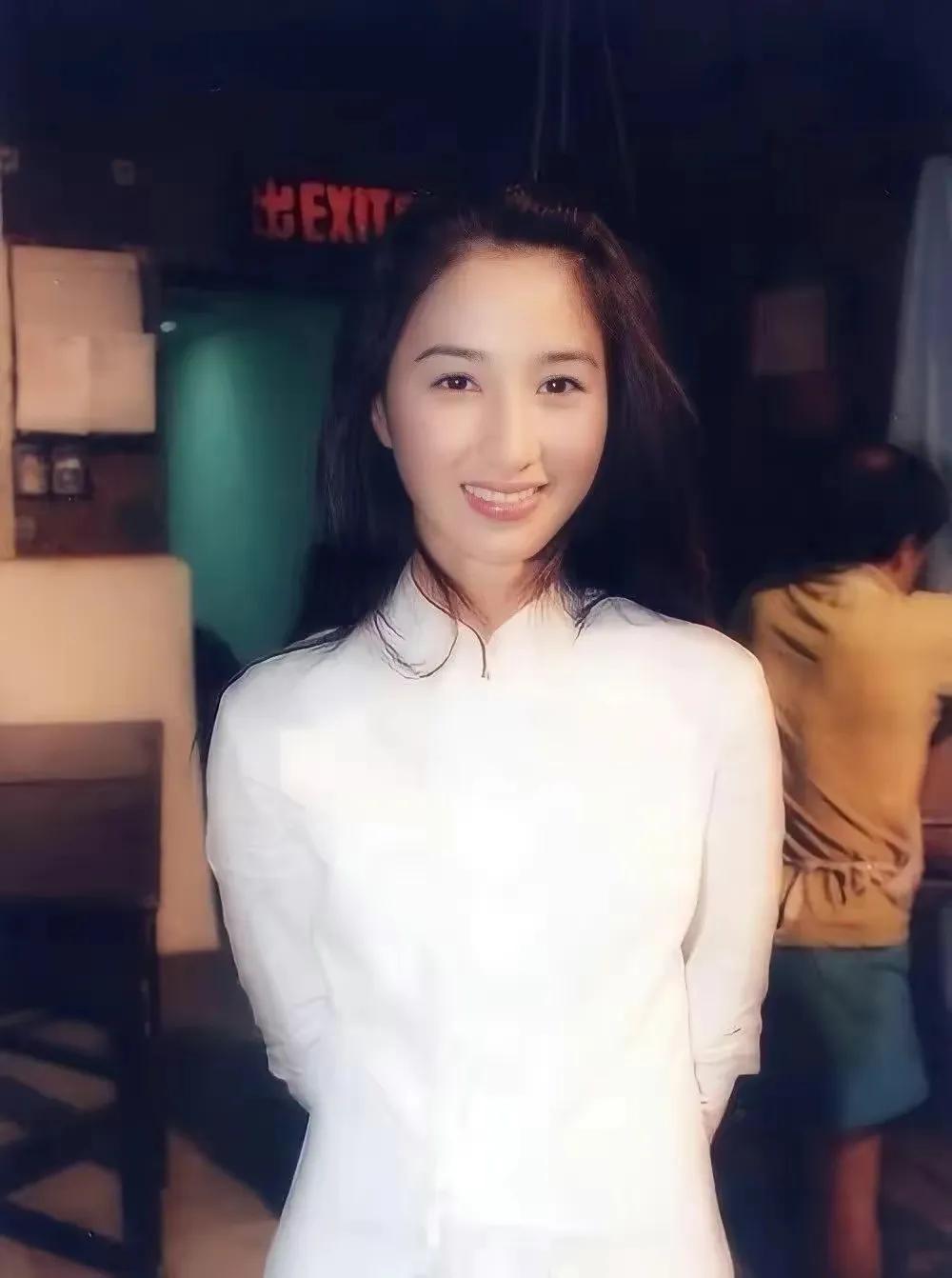 Guan Yonghe, who accompanied Zhang Jiahui from a poor boy to an actor, was once also "the first ...