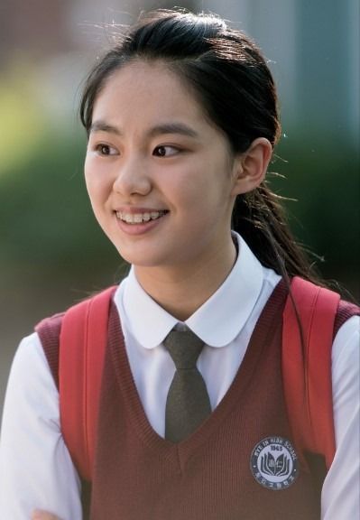 Li Shuyan in "Doctor Cha Zhenshu" made her debut at the age of 12, but ...