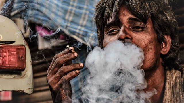 "Demystifying Old Smokers: Why Can't They Quit?" - iNEWS