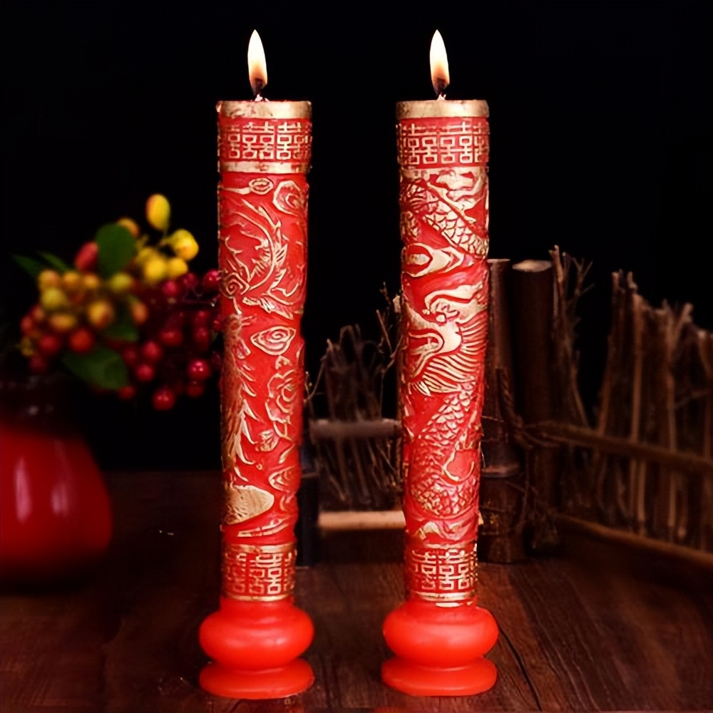 Small candles have various uses. In ancient times, the role of candles ...