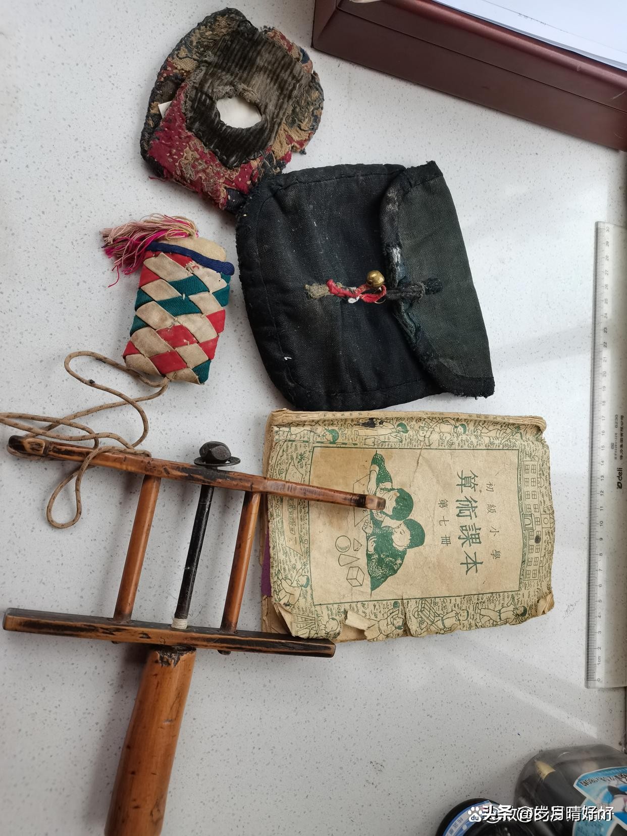 My mother looks like actor Li Qiming. My mother's life is full of ...