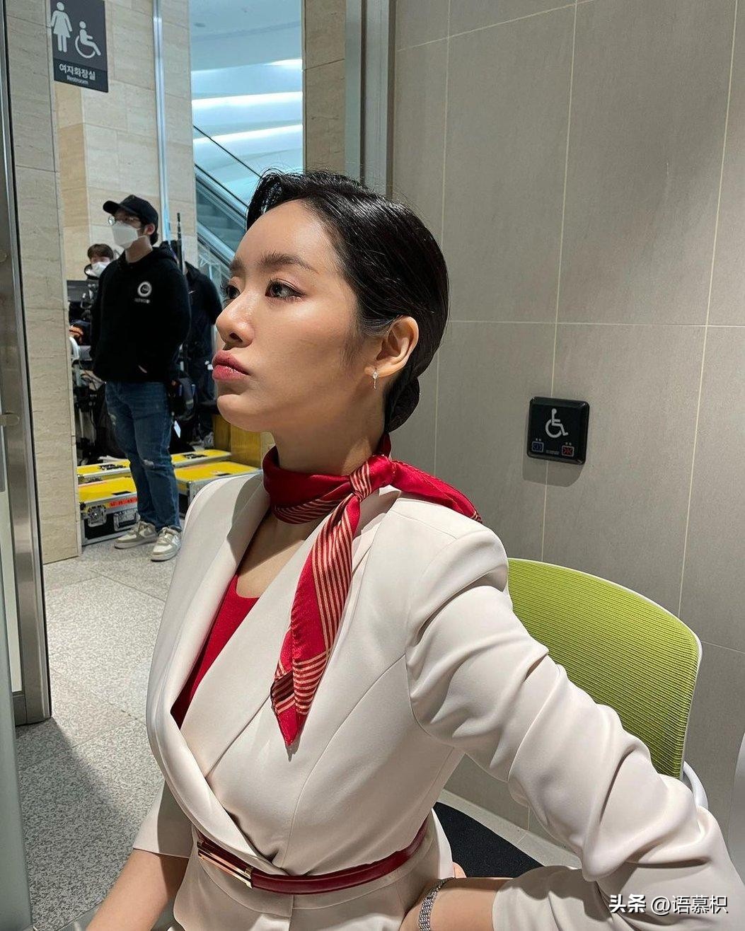 Super chest stewardess Cui Huicheng!Cha Joo-young is tall and tall, the darling of commercials ...