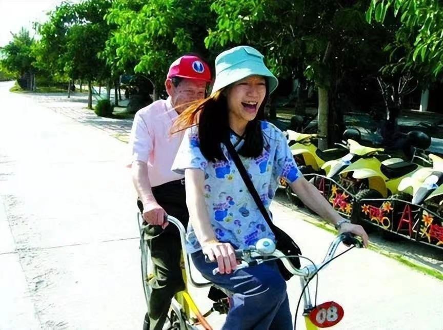 Weng Fan: Take care of Yang Zhenning until he is 101 years old, love ...