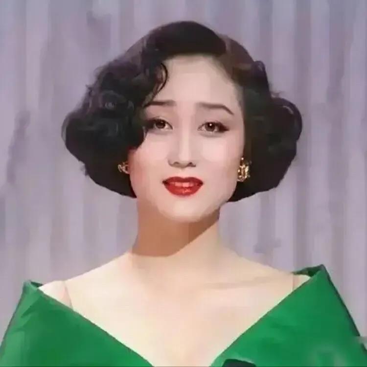 Peerless beauty Li Zhi - iNEWS