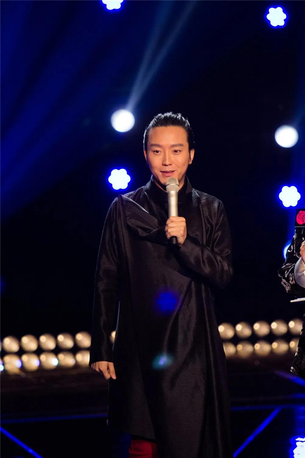 The idol fell from the altar, Li Yugang faced the end of the world's ...