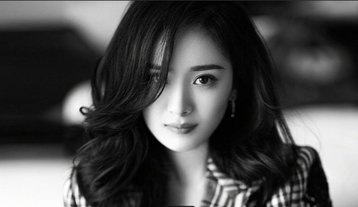 Yang Mi officially announced that he would leave Jiaxing Media and delete all photos in less ...