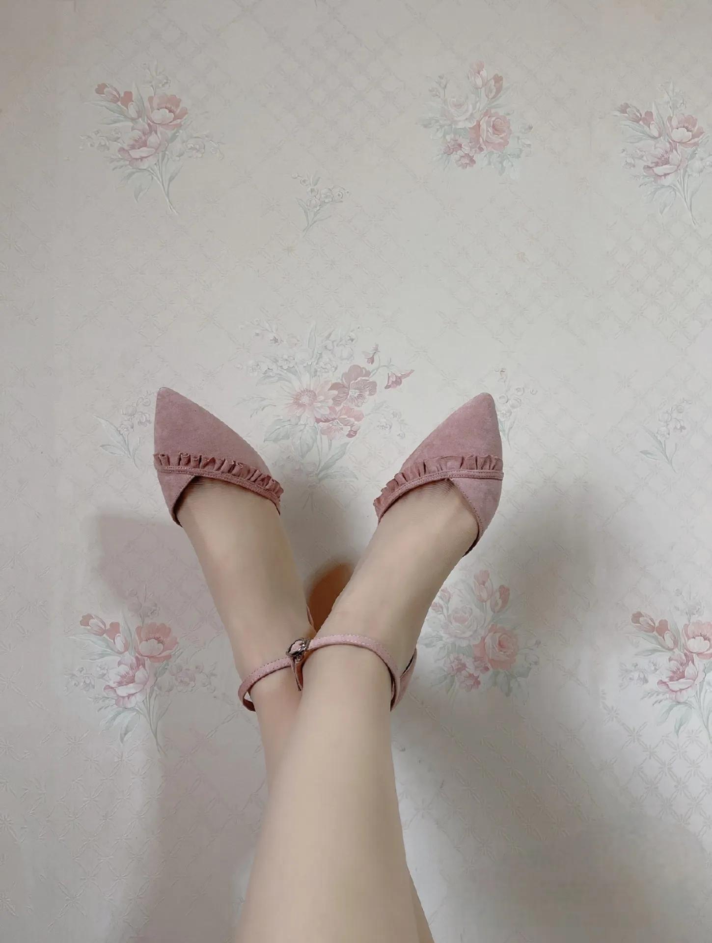 Suggestions for wearing pink cloth high heels in summer - iNEWS