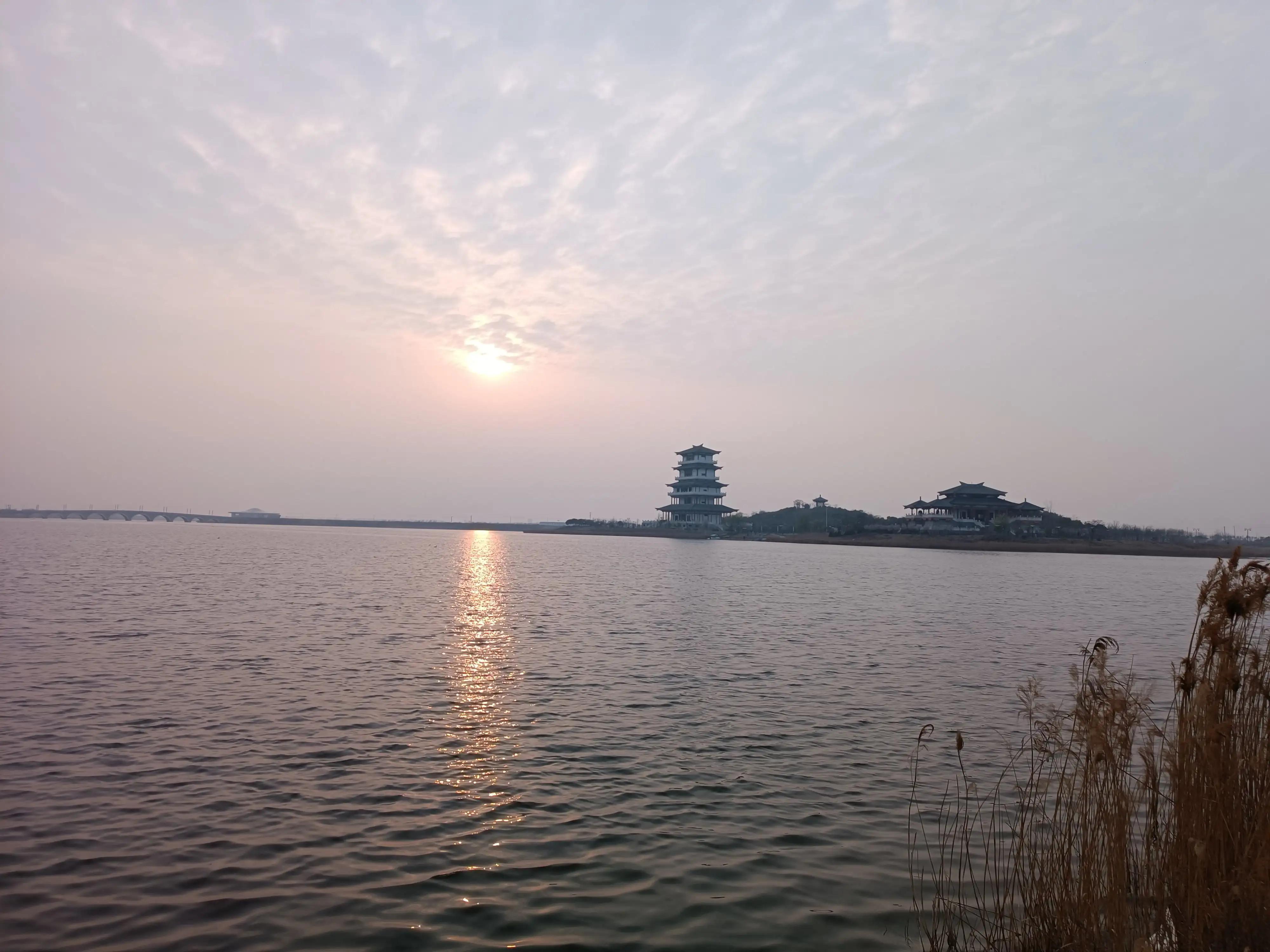The Pearl of Weibei——Spring by Luyang Lake - iMedia