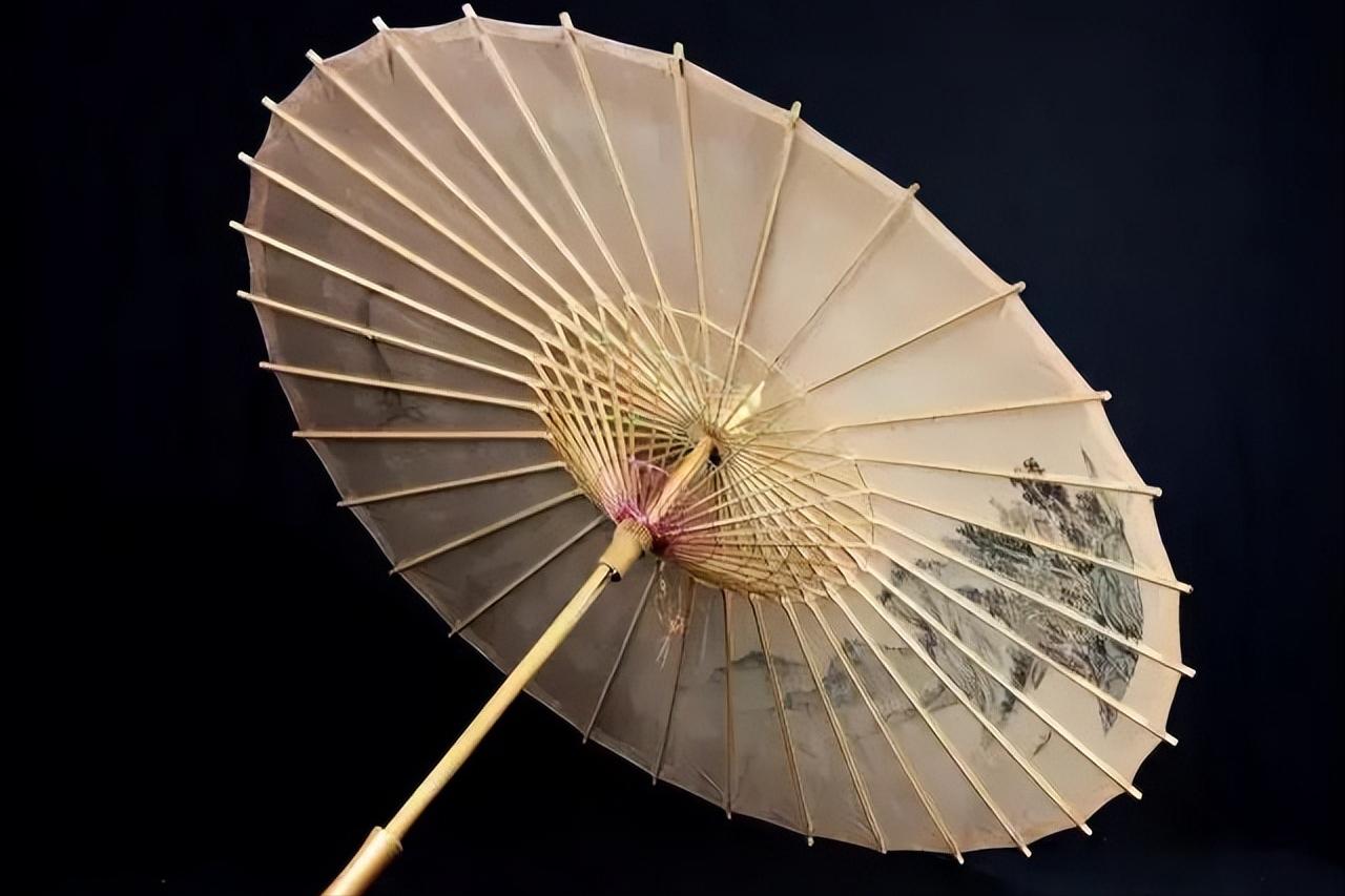 As one of the eight ancient capitals, Hangzhou has a profound history ...