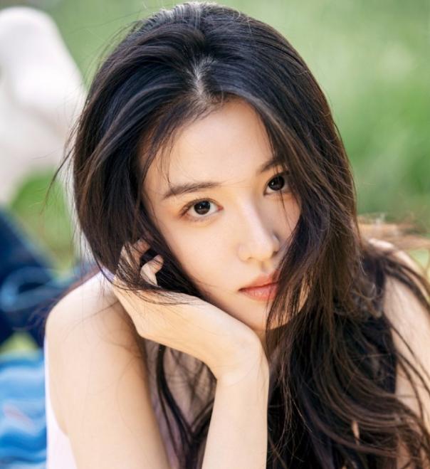 It was revealed that Yang Yang and Wang Churan had a secret meeting in ...