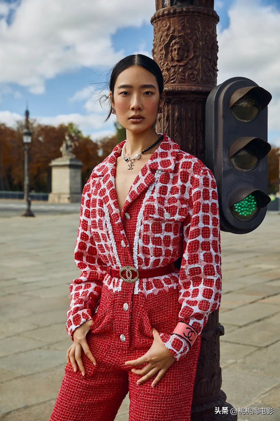 "Genius Gunner" actress Aokbab's "ELLE" cover blockbuster, with a cool ...