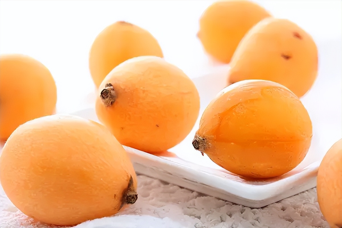 Loquat is in season, so eat it to reduce fire and beautify the skin ...