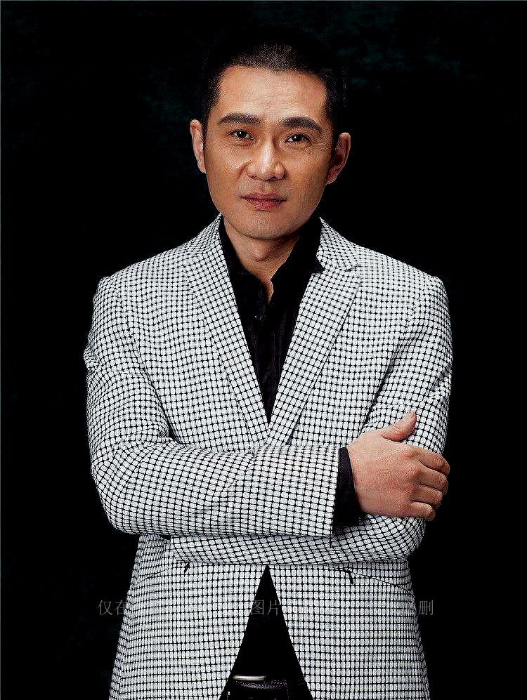 "Old Ding" Ren Shuai: Marrying "Dehua" as he wished off-screen, and ...