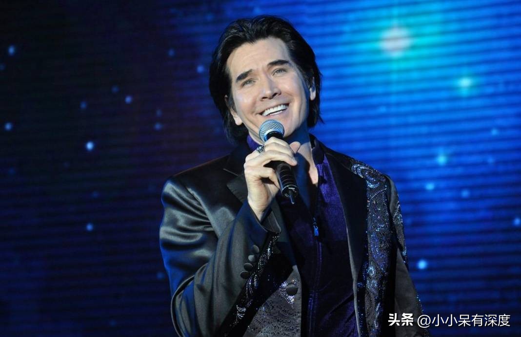 Fei Xiang, 63 years old, has not been married yet, and is accompanied ...