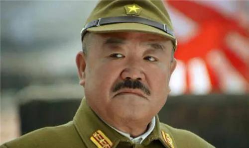 How high is the rank of the Japanese Colonel and how many soldiers can ...