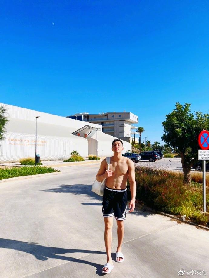 This body is perfect!Guo Ailun has become a devilish muscle man in the ...