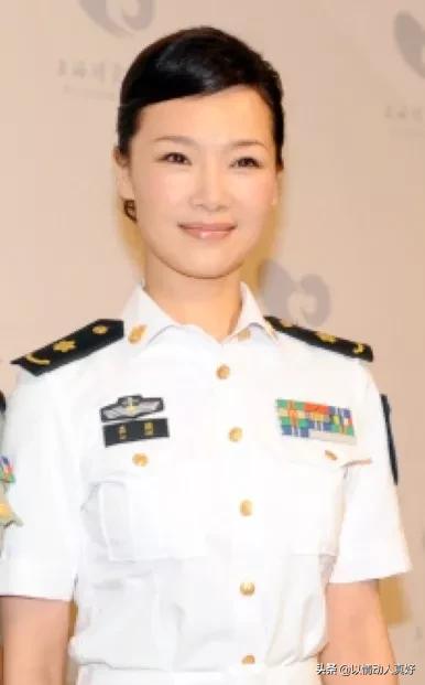 Lu Wei and Panglong sang "Happy Couple" together. Pang Long has a wife ...