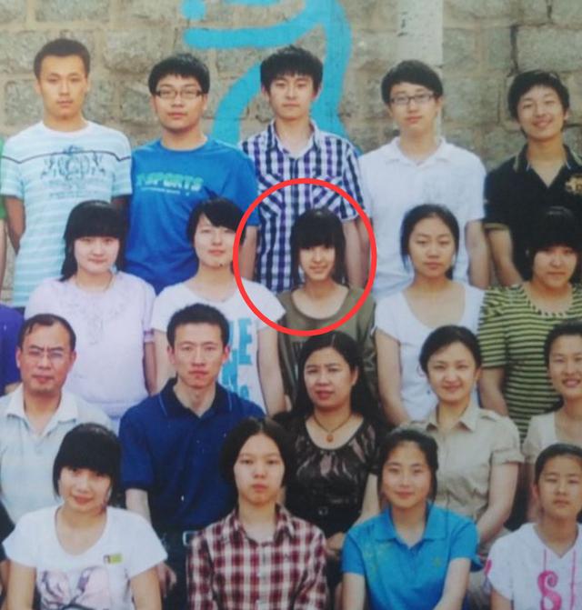 Wang Yueyi's identity revealed, Hua Chenyu is blessed - iNEWS