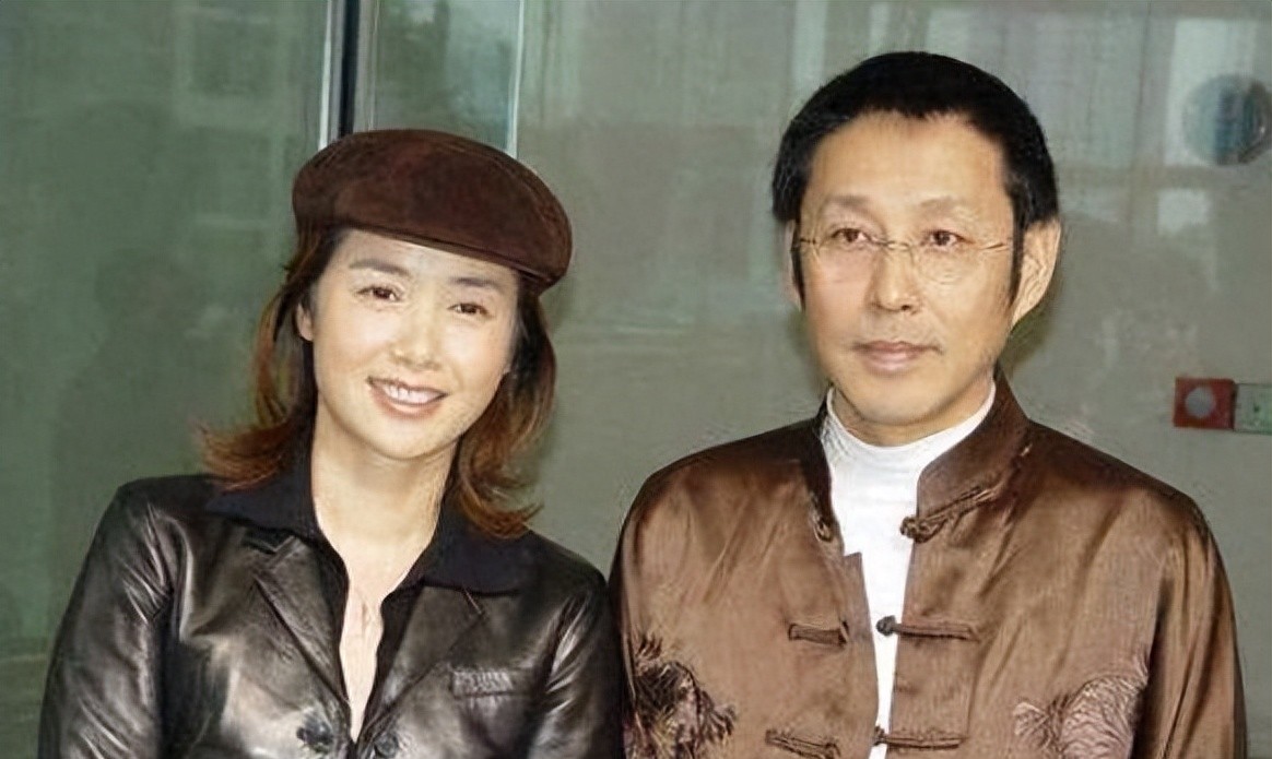 "Double Best Actor" Chen Daoming and his wife fell in love at first ...