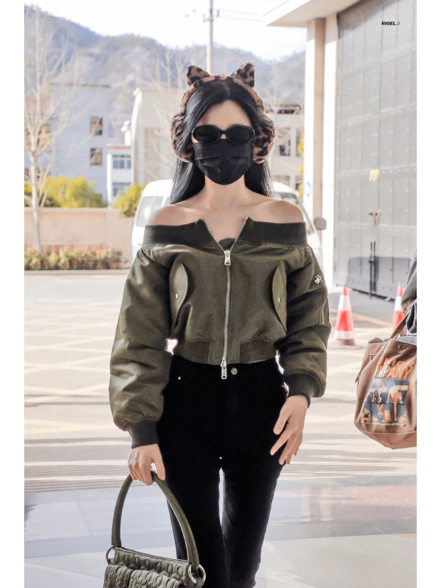 Yu Shuxin and Lin Nalian carry the same bags in private, and the star ...