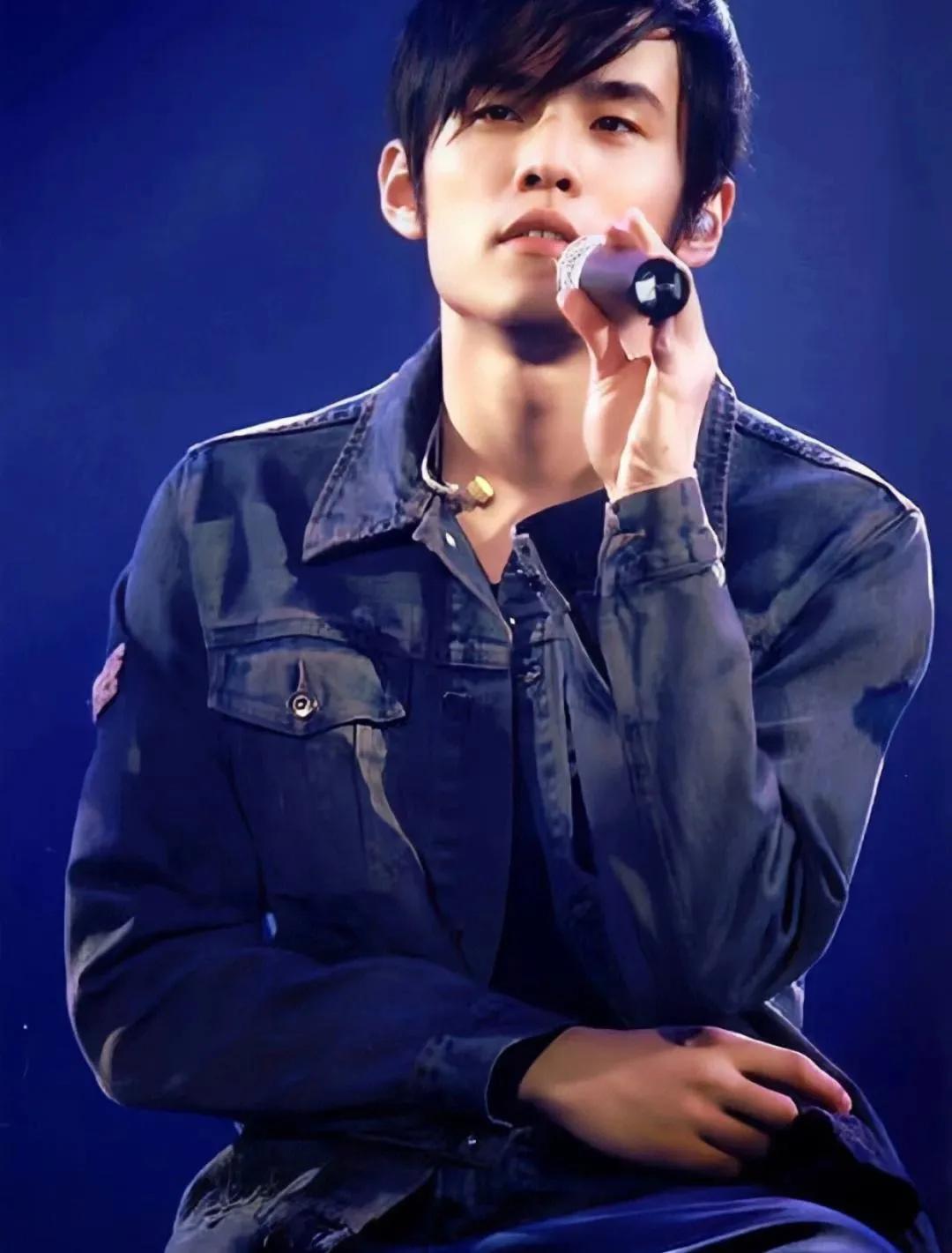 Jay Chow Sings, Scalper Carnival? - iNEWS