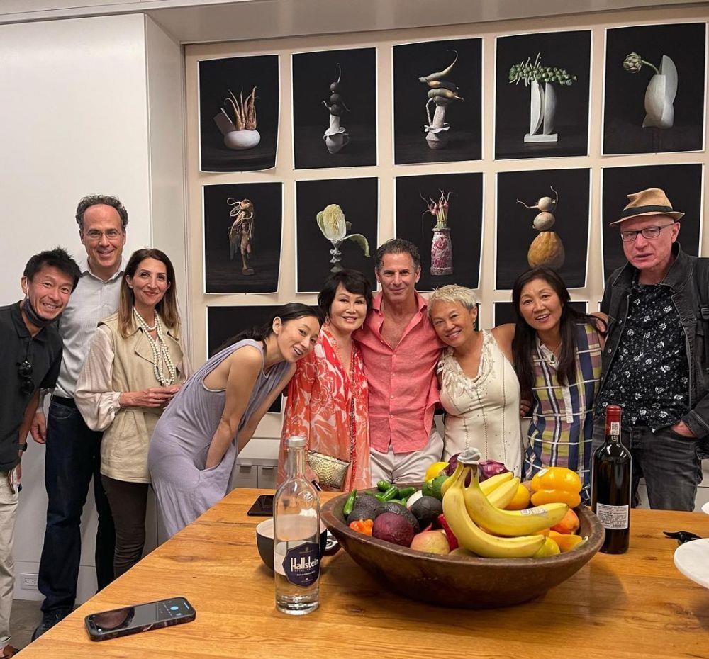 73-year-old Jin Yuxi made her relationship public, showing her ...