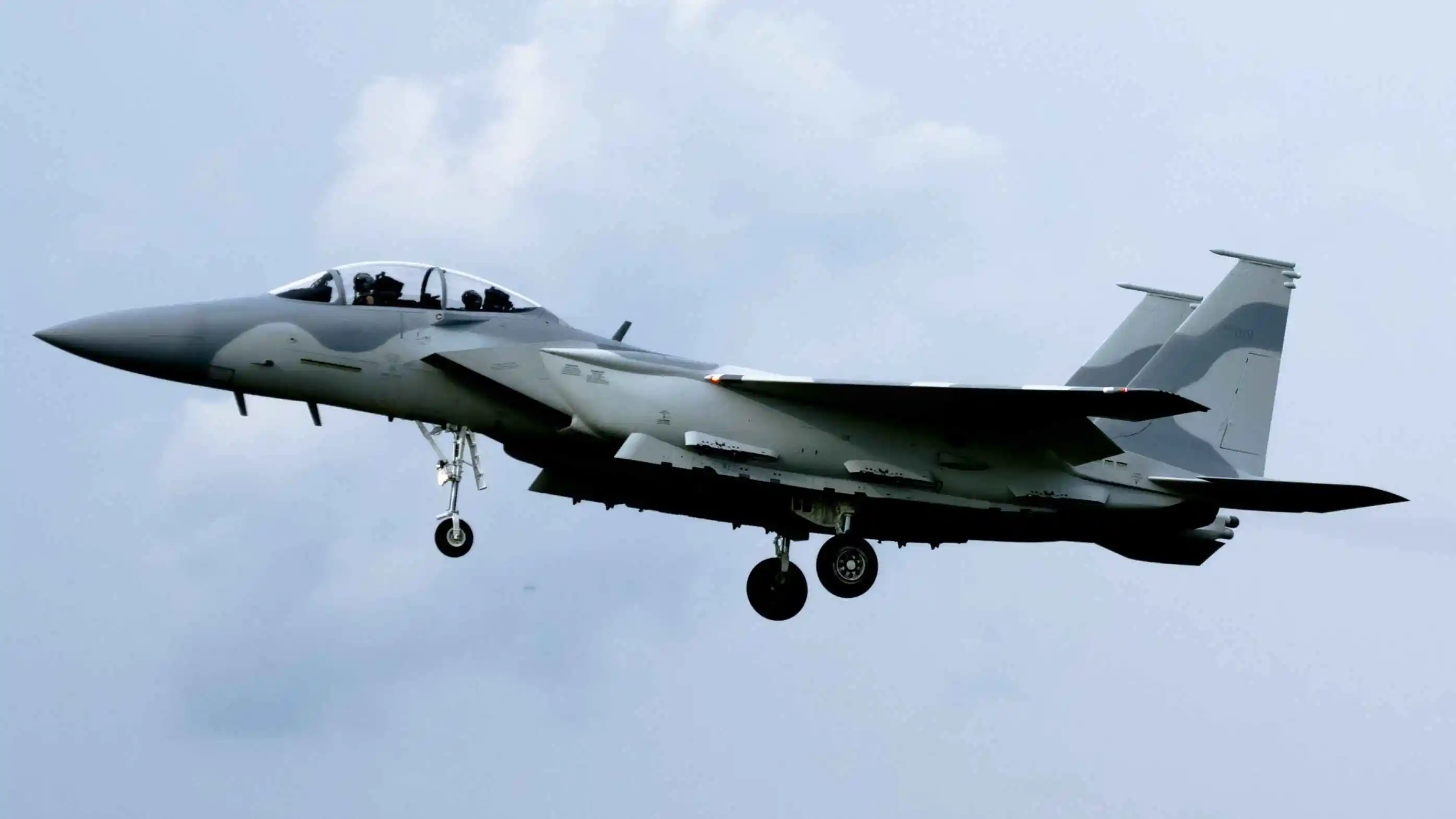 US F15 withdraw from Japan?Old fighter jets are retired, and they want ...