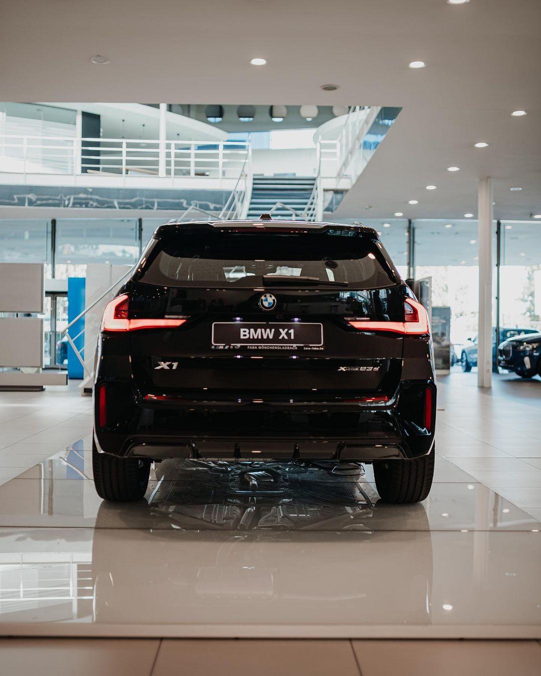 The new "Dark Warrior" BMW X1 exposure!Equipped with a 2.0T mild hybrid powertrain, what are you ...