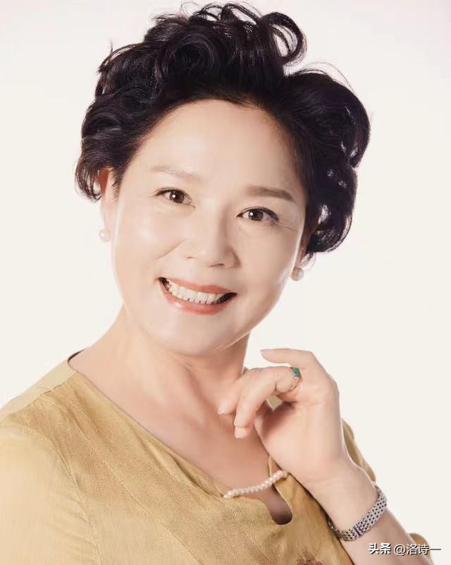 Yang Qing, who became popular in the 1990s: her ex-husband is a soldier ...