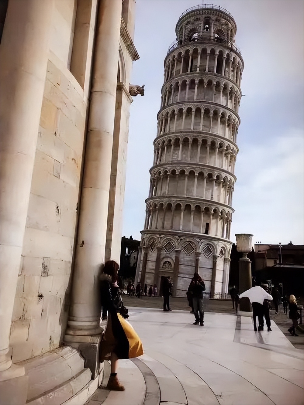 The historical origins of the Leaning Tower of Pisa, Italy, and its ...