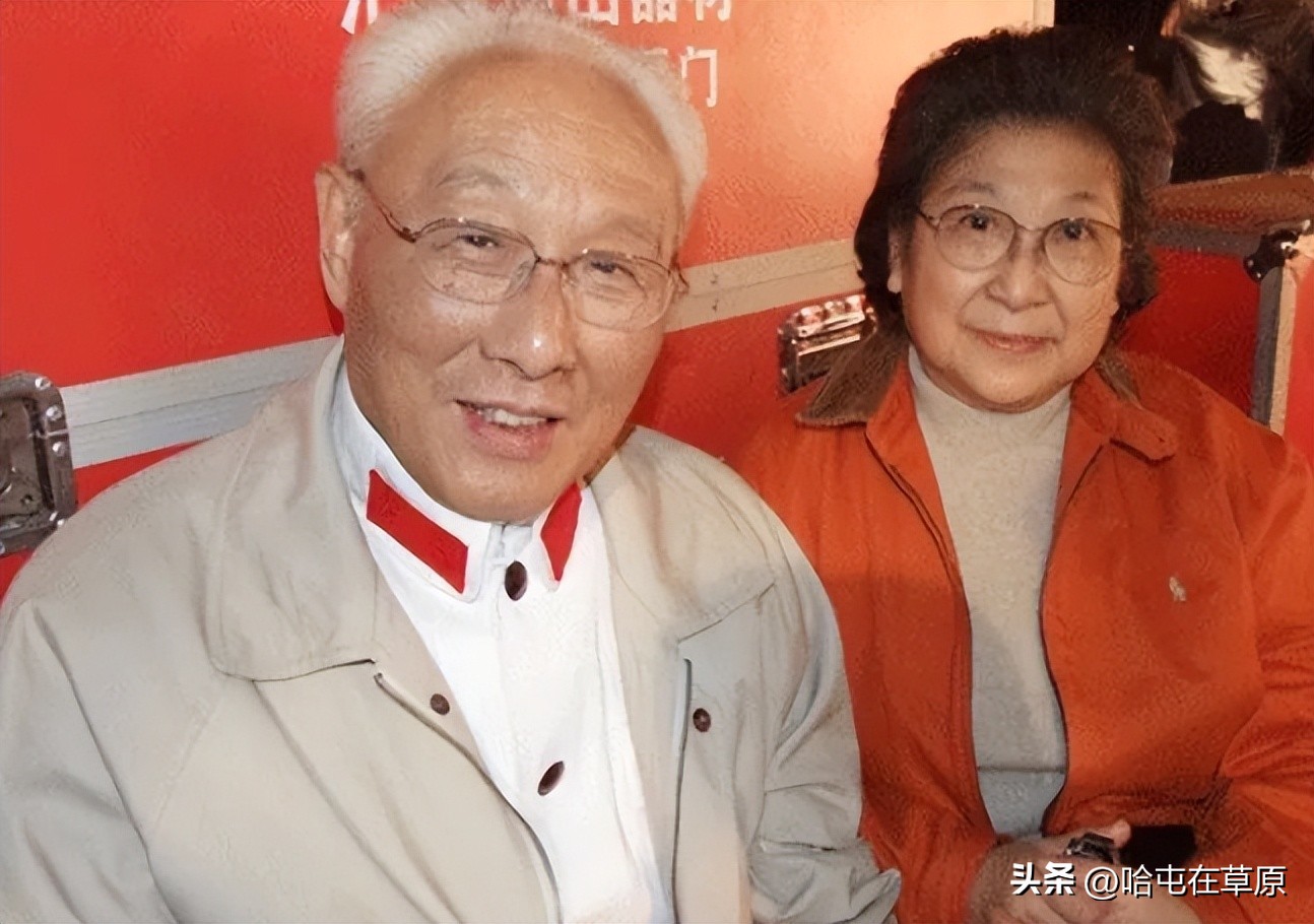 He became popular because of his role as Li Shuangshuang. After he ...