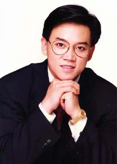 Chen Weicong: At the age of 34, he left Zhujiang TV and worked as a ...