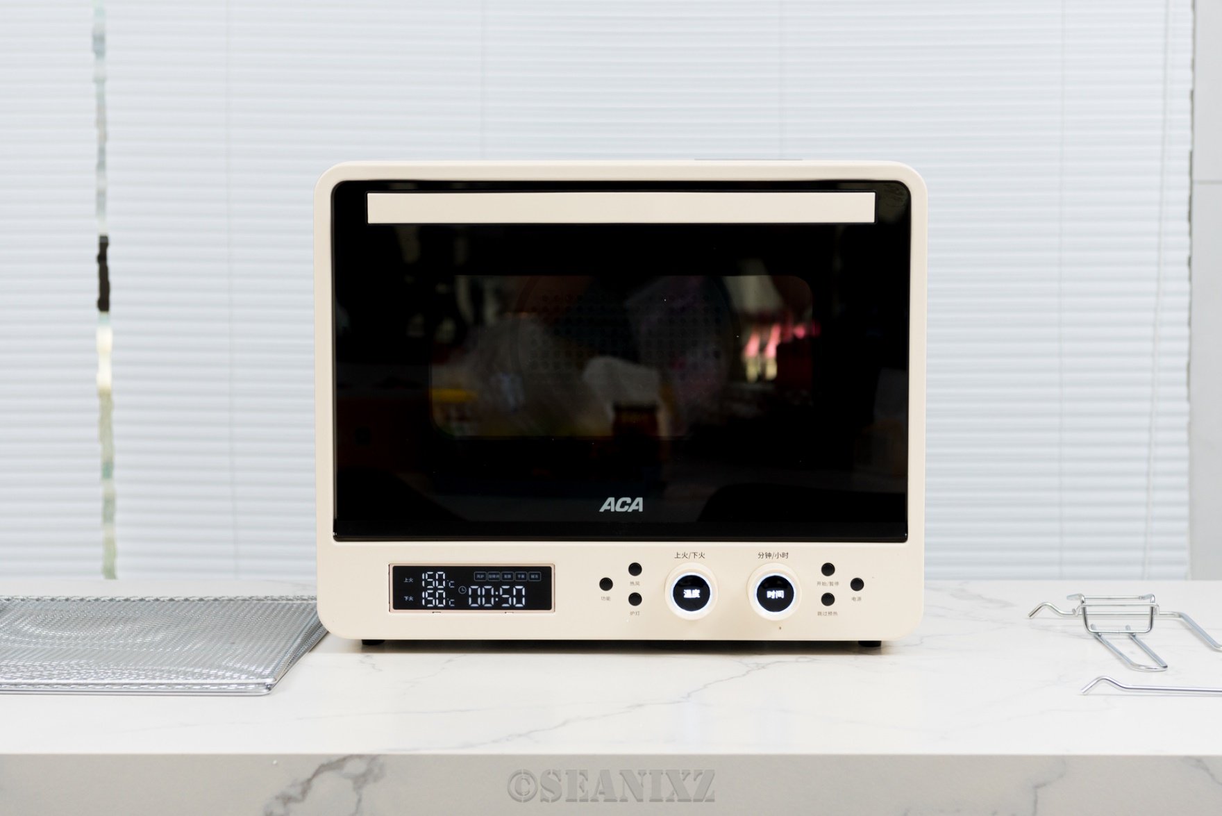 What are the features and advantages of a blast stove oven?ACA North ...