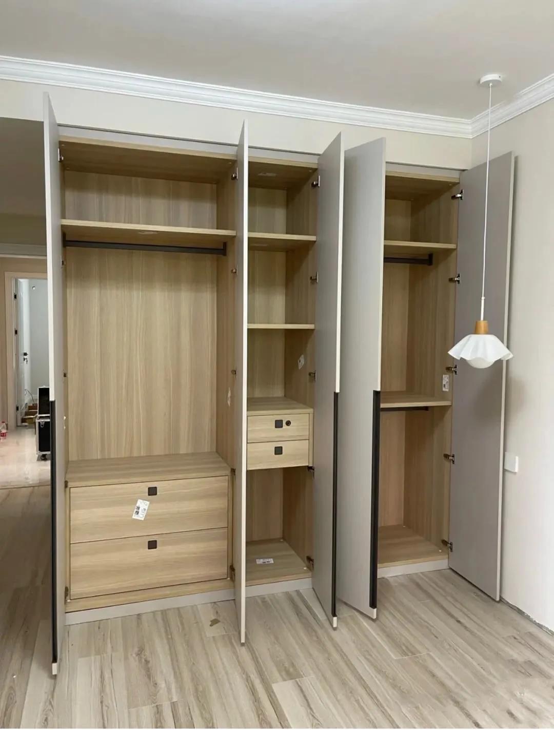 Wardrobe interior reference - iNEWS