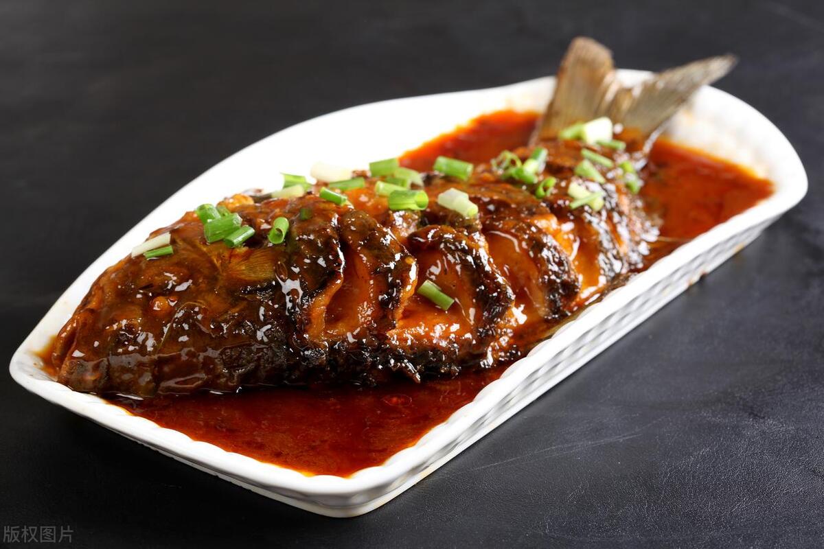 Sweet and sour carp: a traditional delicacy with a long history - iNEWS