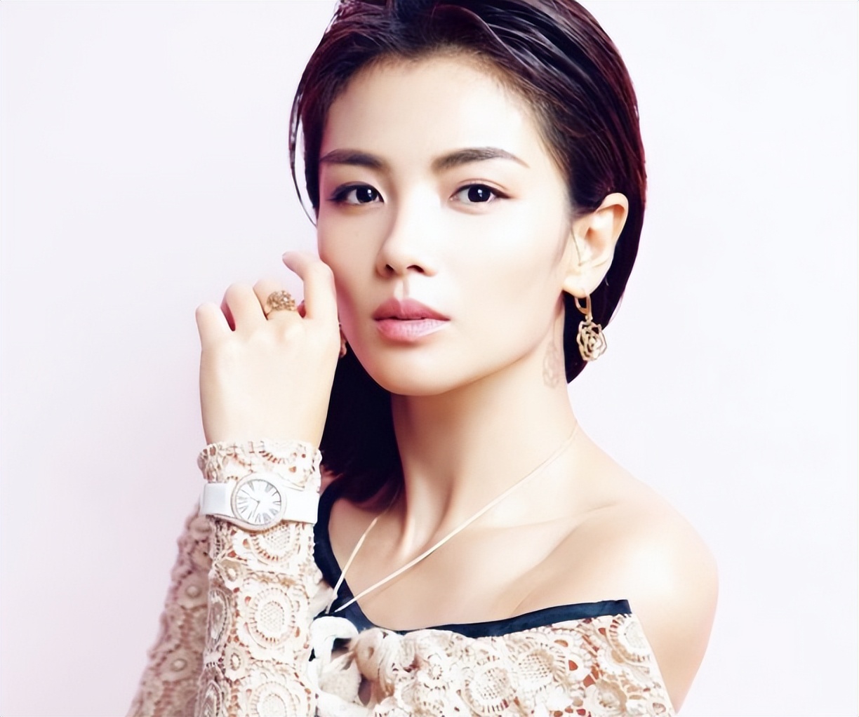 He has lived with Liu Tao for 4 years, and he is still unmarried in his ...