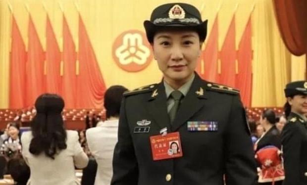 Mao Xinyu is already a major general, his wife is beautiful, and his ...