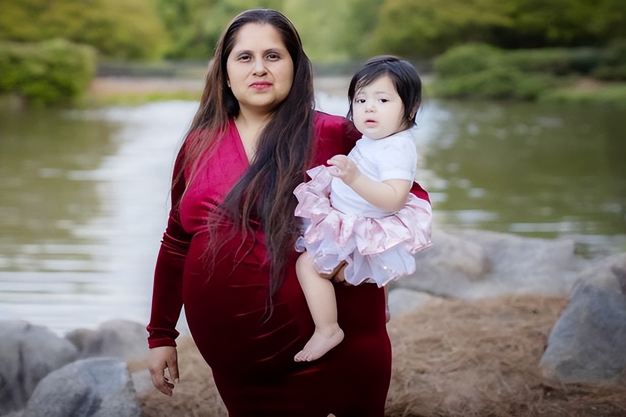 Super fertile, 40-year-old mother is pregnant with her 17th child and ...