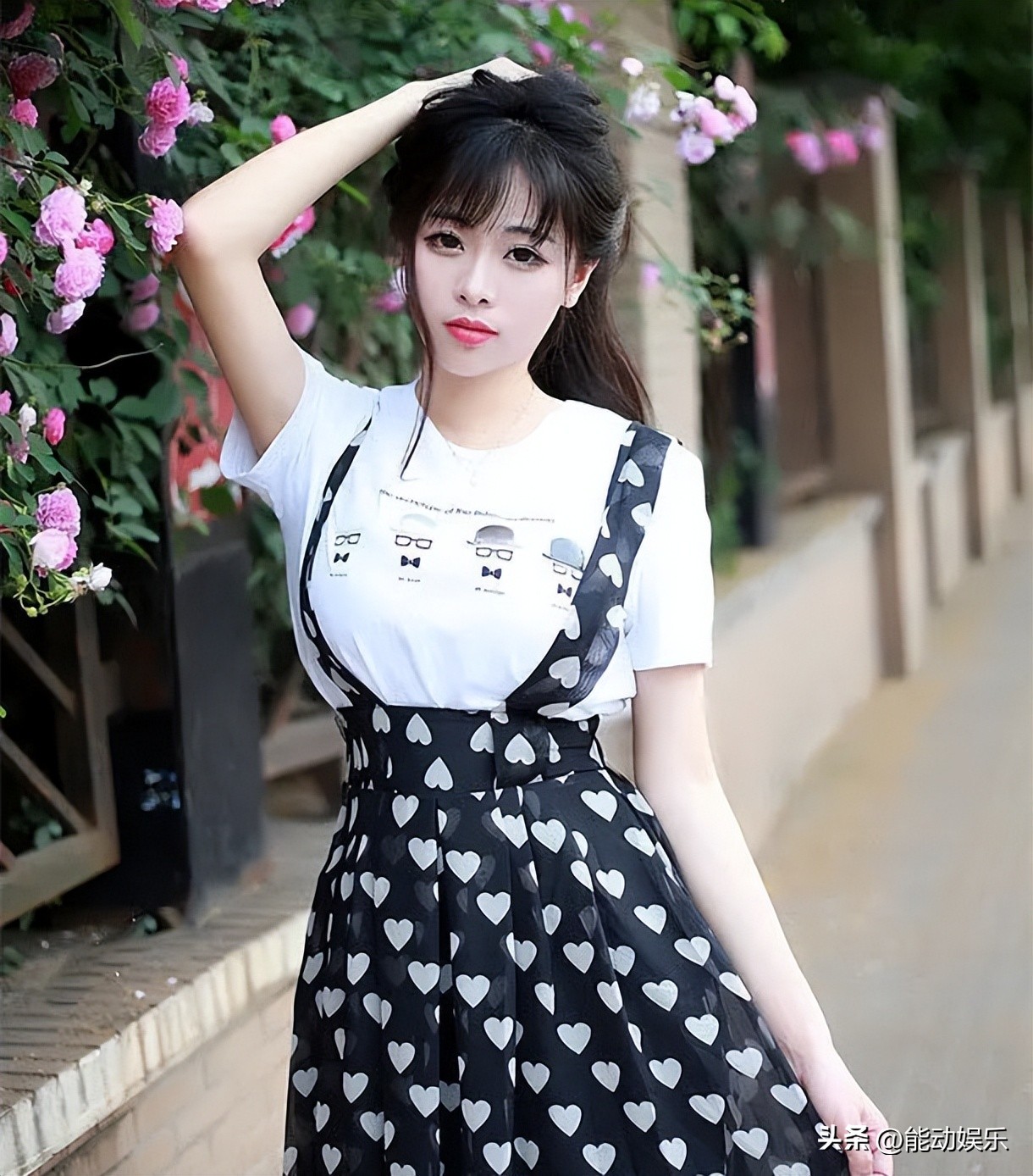 It will start broadcasting tonight, a sweet comedy, the title is a bit ...